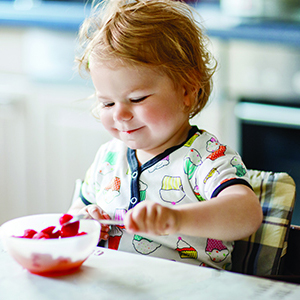 Help Your Toddler Do It Themselves | WIC Resources