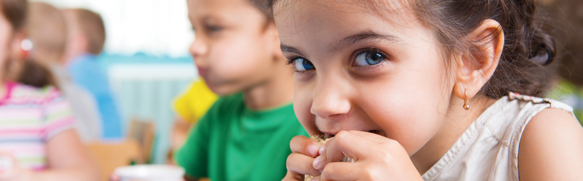 Making Mealtimes Pleasant and Pressure-Free | WIC Resources Making Mealtimes Pleasant and Pressure-Free | WIC Resources